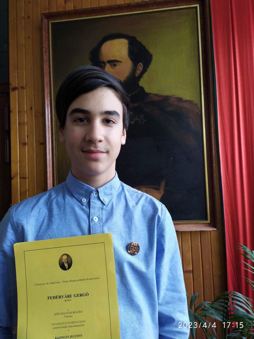 Dunaújvárosi Széchenyi István Gimnázium » 24. Dunántúli Kazinczy-verseny