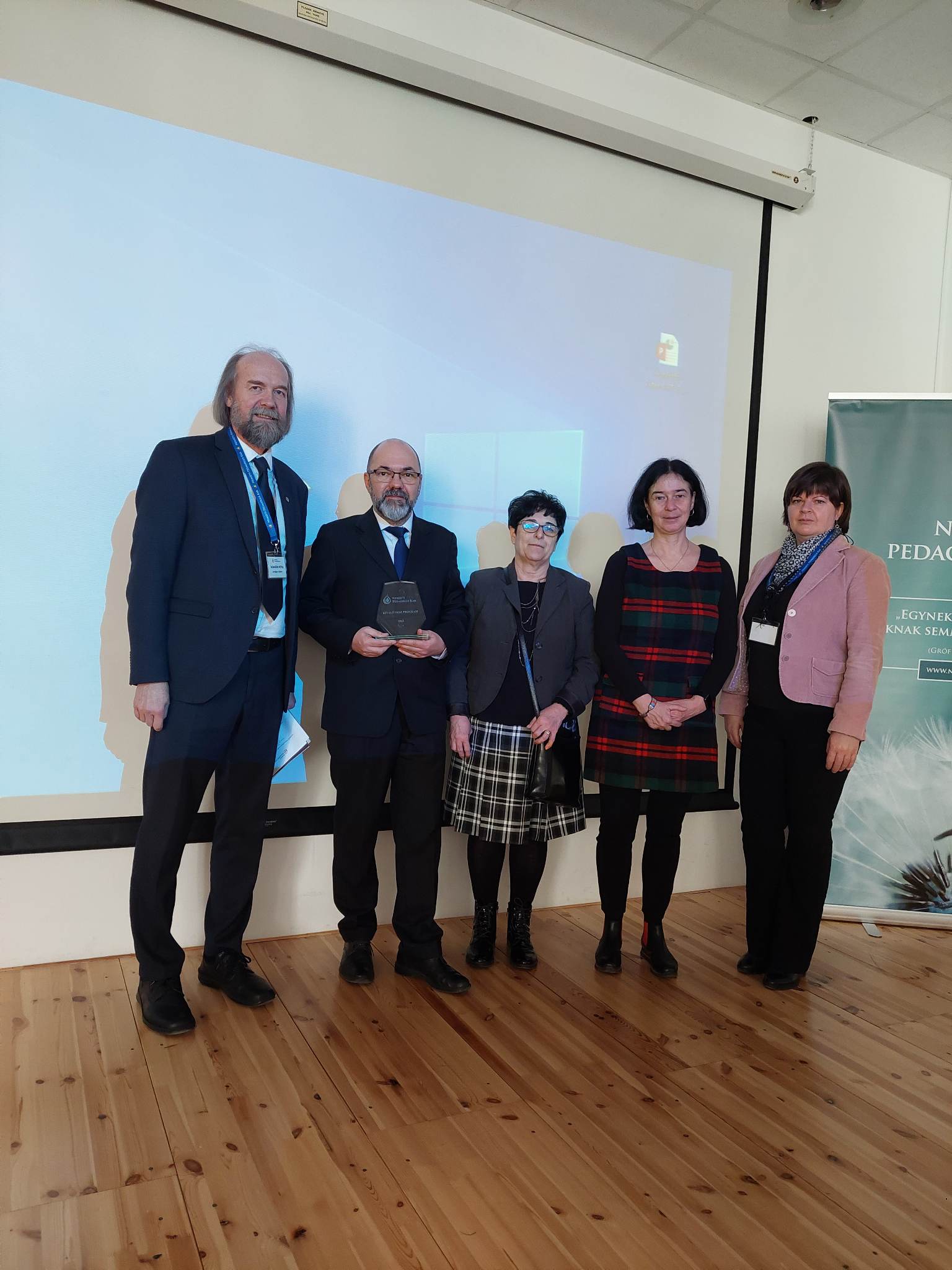 Dunaújvárosi Széchenyi István Gimnázium » „Kiváló IKSZ Program” díj 2022